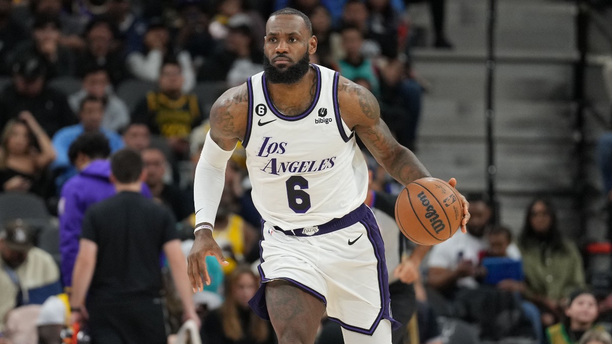 LeBron James 'Disappointed' By Lack Of Coverage On Jerry Jones