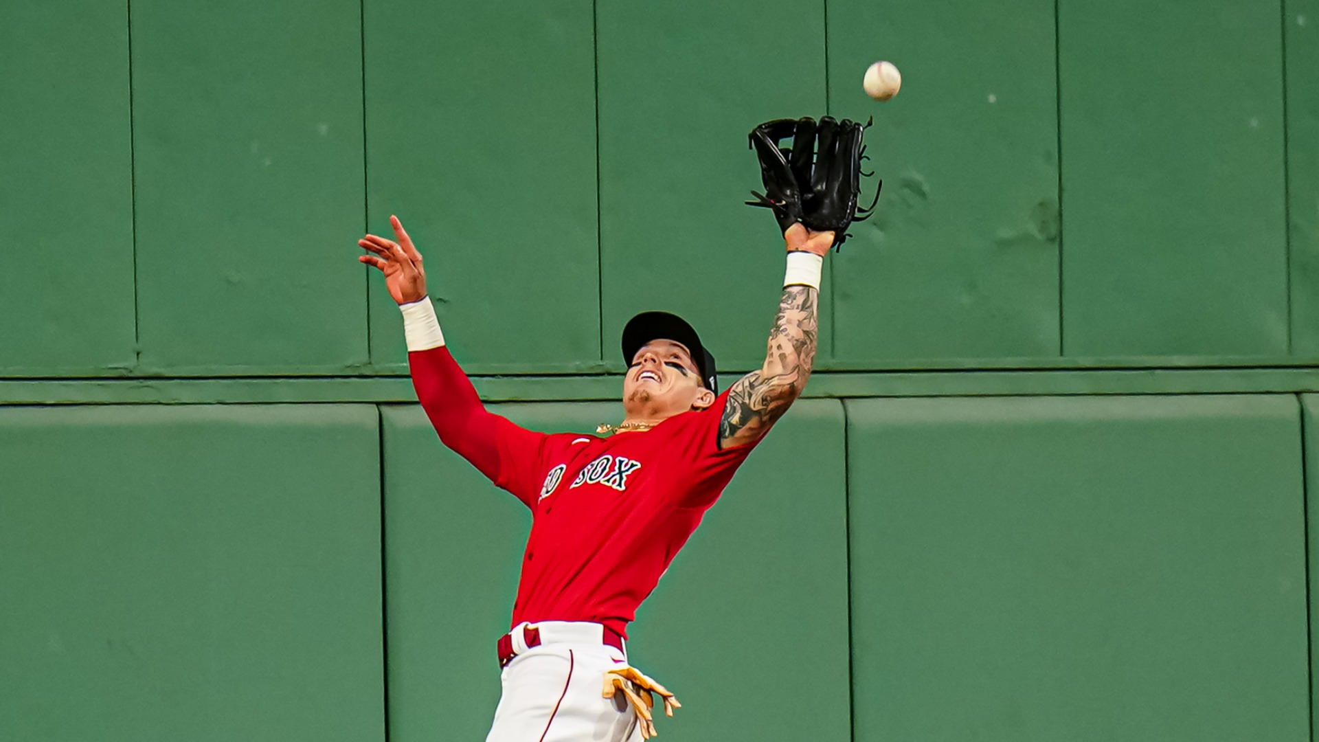 Red Sox's Jarren Duran Breaks Down Slick Catch Vs. Yankees