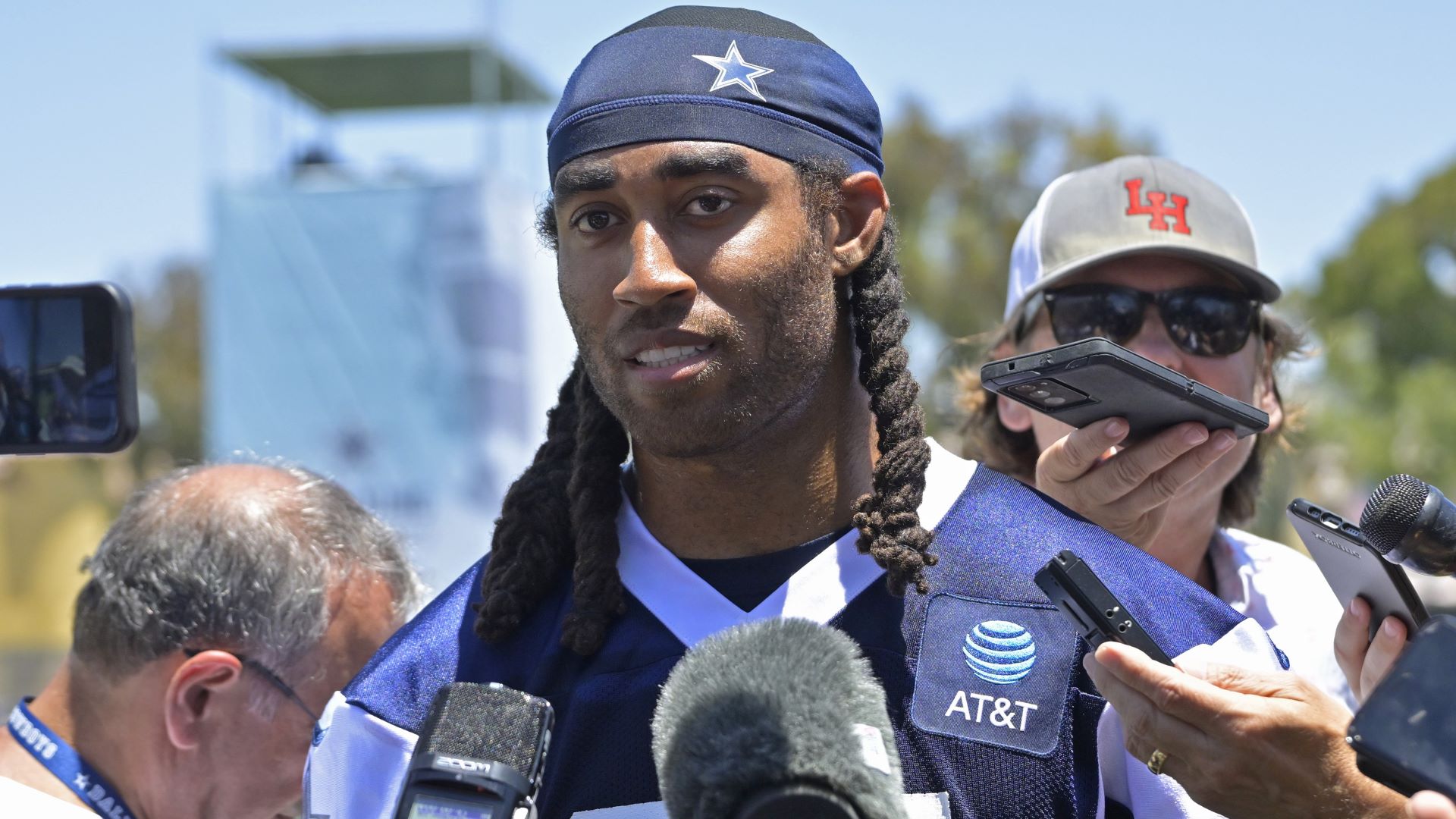 Patriots Reportedly Pushed Hard For Stephon Gilmore Trade