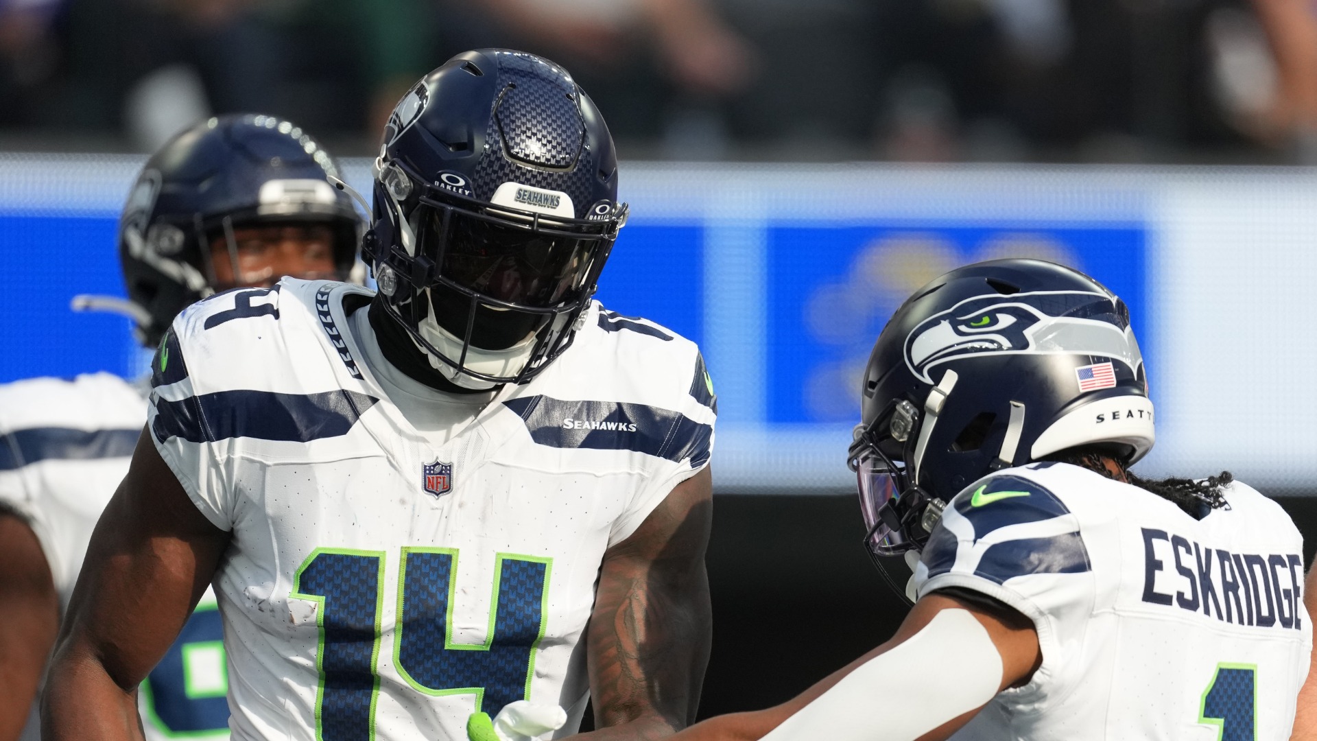 Seahawks' DK Metcalf Learns Sign Language To Trash Talk Without Penalty