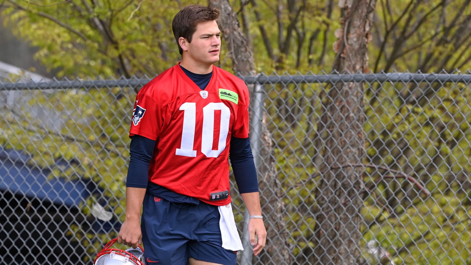 Patriots Rookies Drake Maye, Ja'Lynn Polk Fire Up Bruins Fans At TD Garden