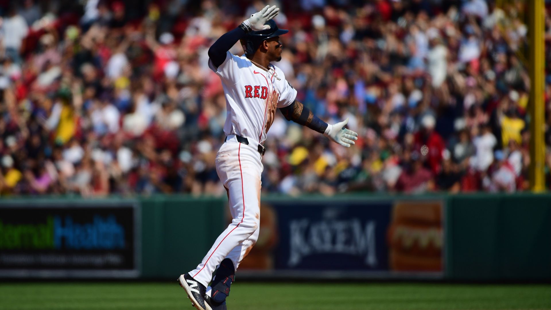 Alex Cora Attaches Lofty Labels To Red Sox's Ceddanne Rafaela