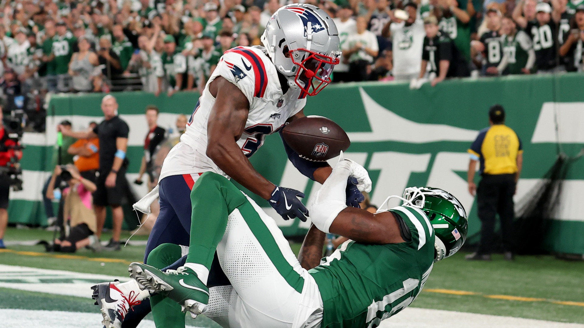 Jerod Mayo Offered This 'Reminder' To Patriots' Defense After Jets Loss