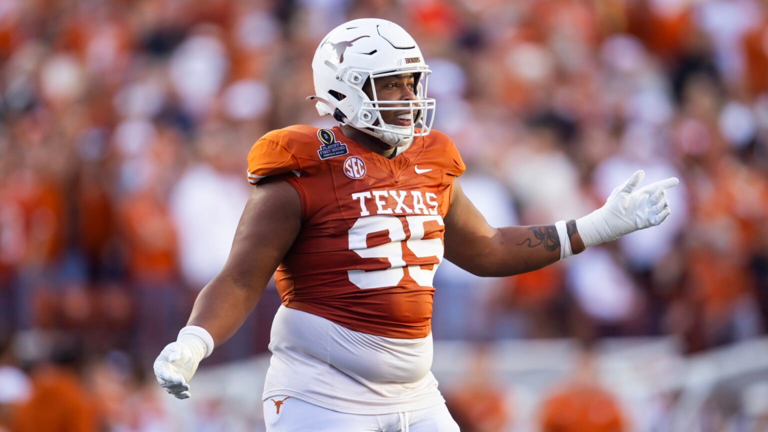 Zac Rinaldo Fights Derek Dorsett Two Minutes Into Bruins-Canucks Game ...