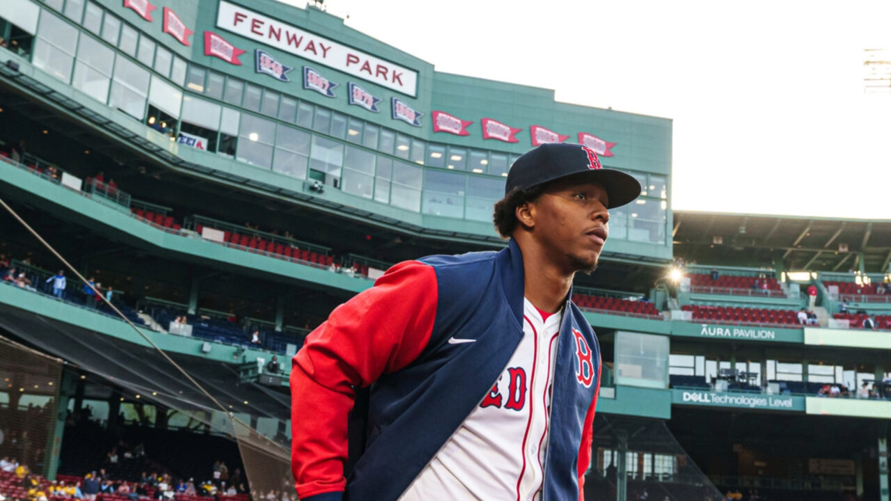 Patriots Waive Tyler Gaffney; Dion Lewis Reportedly On Track To Be ...