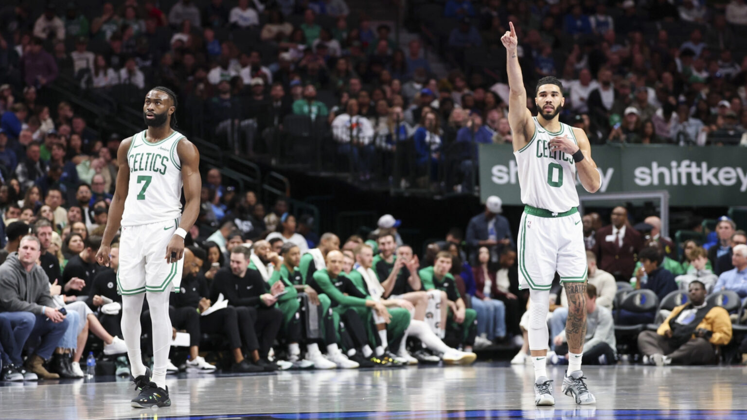 Tom Brady Says Julian Edelman Promises to High Five Patriots ...