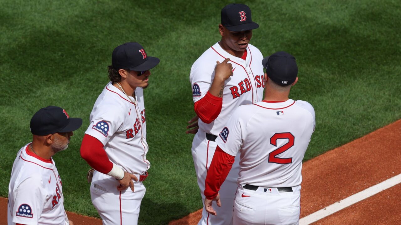Zac Rinaldo Fights Derek Dorsett Two Minutes Into Bruins-Canucks Game ...