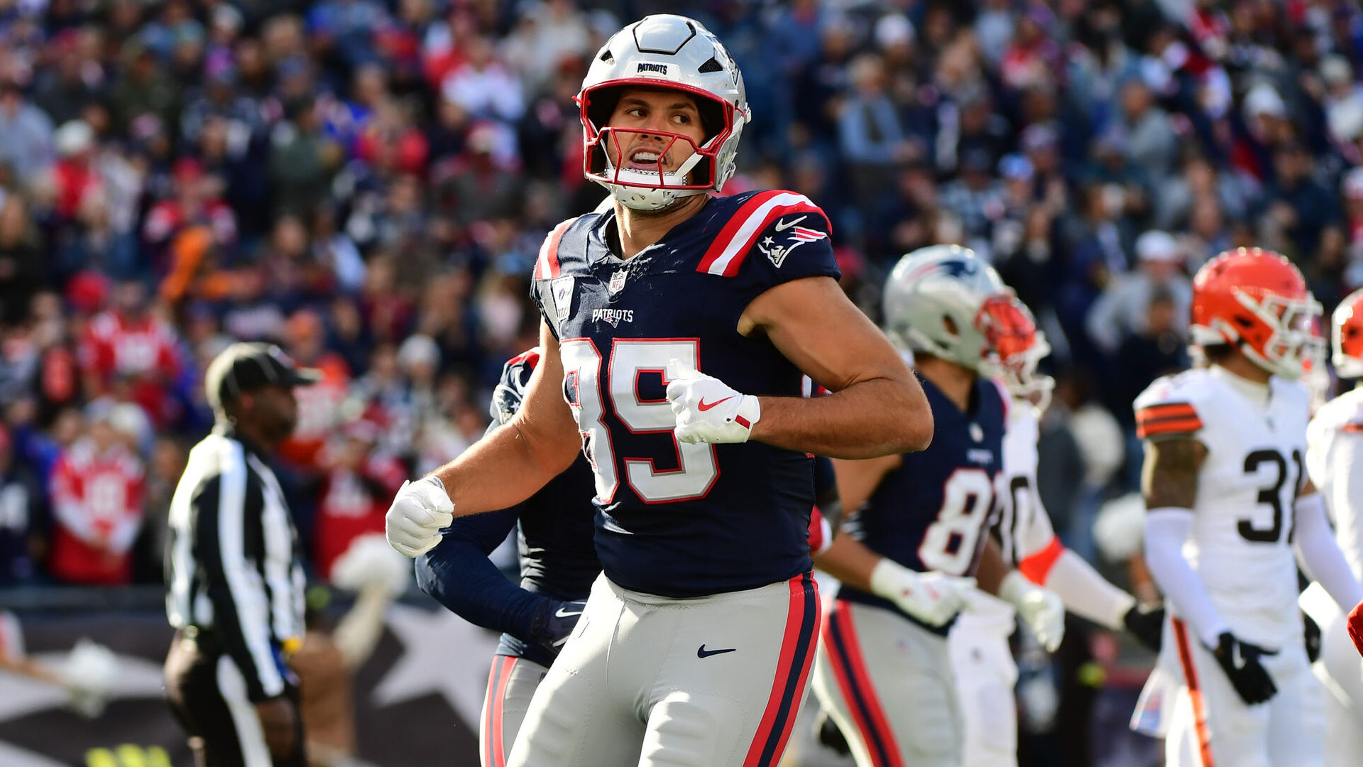 Hunter Henry Makes Major Announcement After Patriots' Latest Win