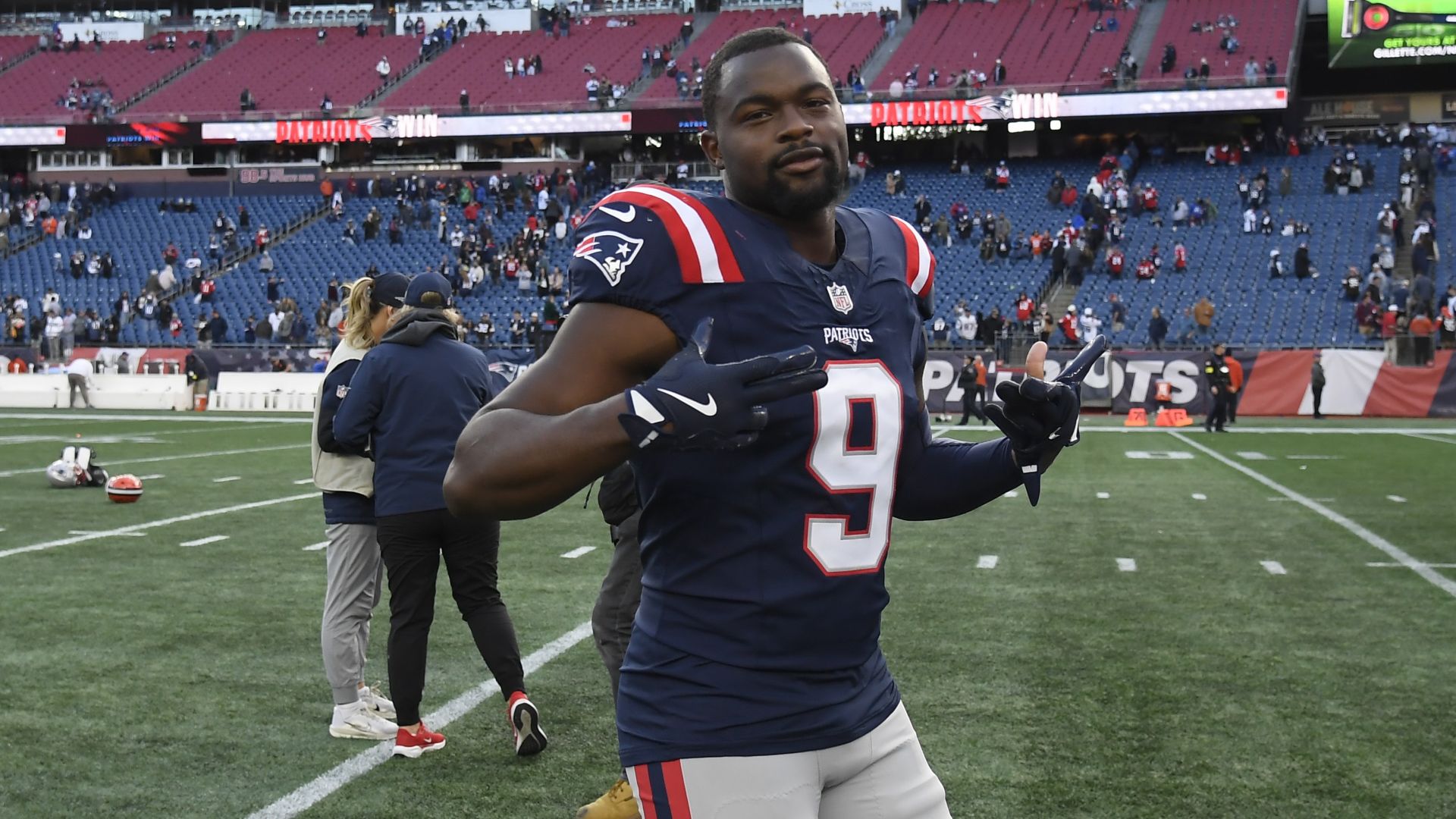 Patriots Injury Updates On Kayshon Boutte, Rhamondre Stevenson