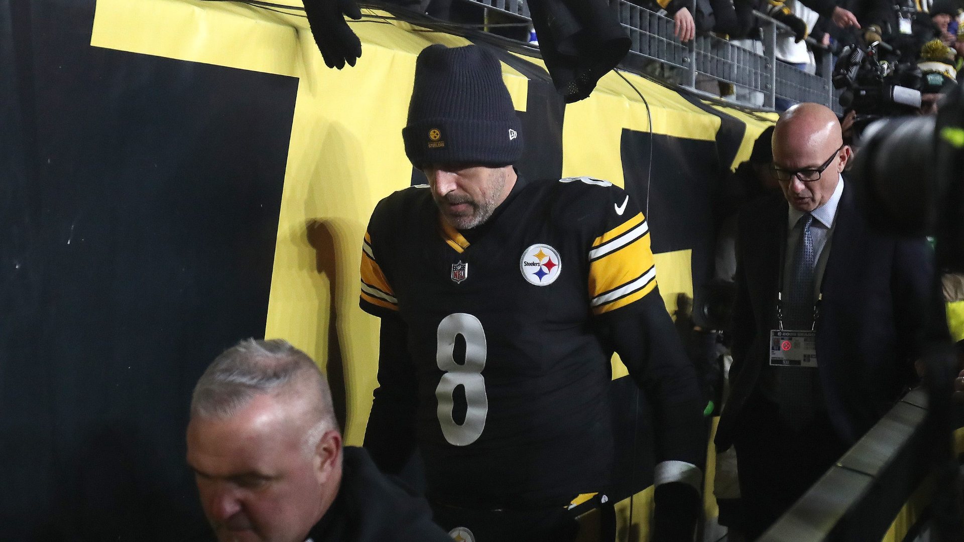 Steelers' Aaron Rodgers Addresses Future Following Playoff Loss To Texans