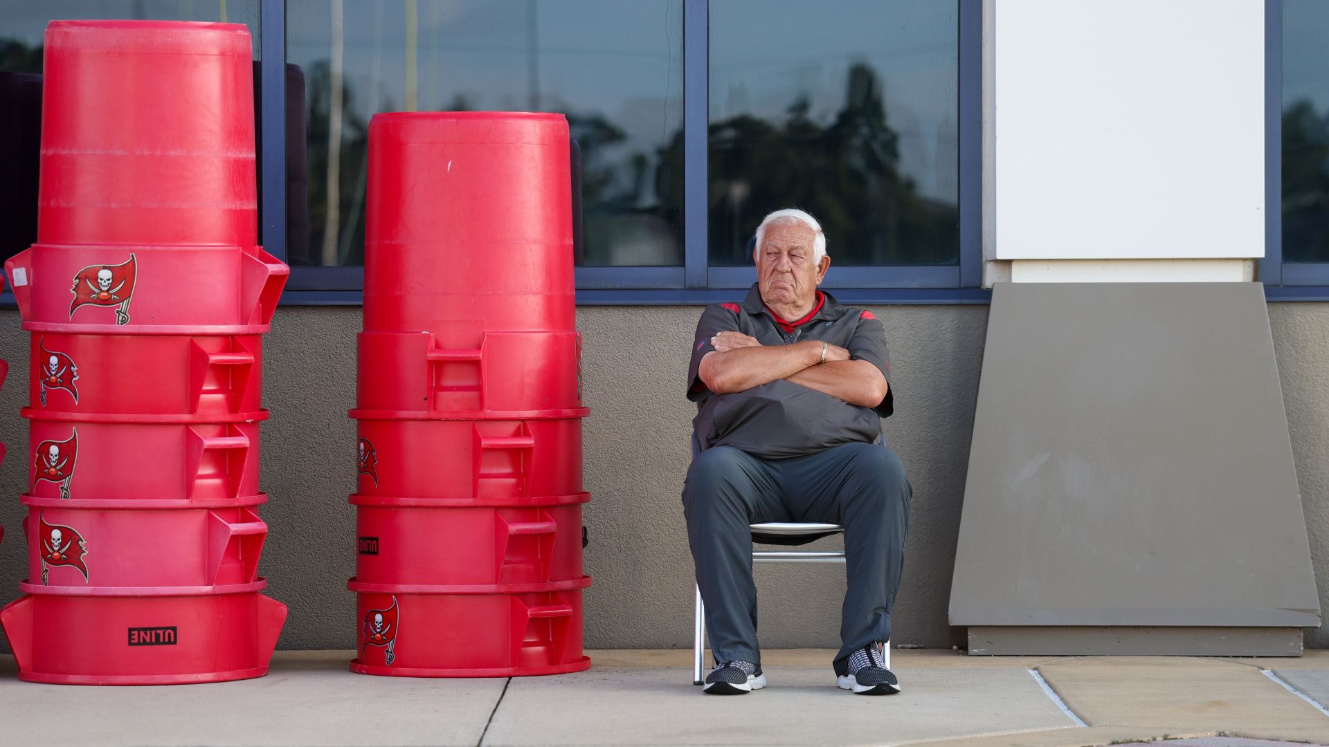 87-Year-Old Former Steelers Super Bowl Winning Coach Retires